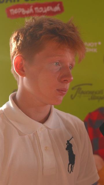 Умный герой Романа Погорелова в фильме "Иван Семенов. Первый поцелуй" 💕 #шоу #романпогорелов