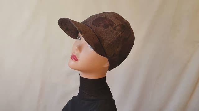 Демисезонная бейсболка из Джинсы с блеском на хб трикотажном подкладе