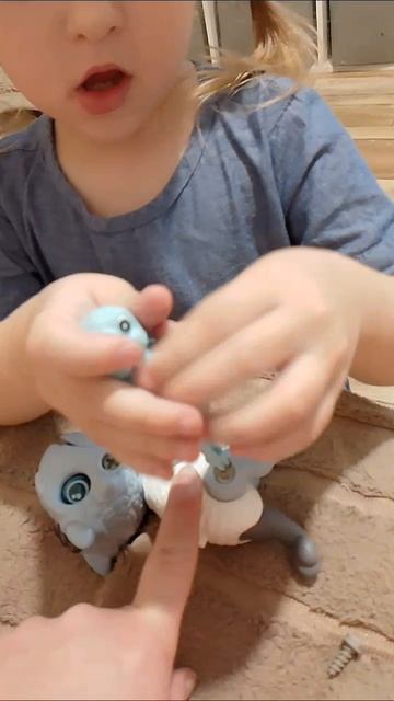 динозавр из КБ конструктор собираем