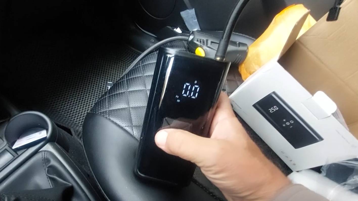 Лада Гранта Кросс Компрессор аккумуляторный автомобильный