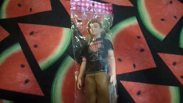 Обзор на куклу Кена-подделка из Галамарта