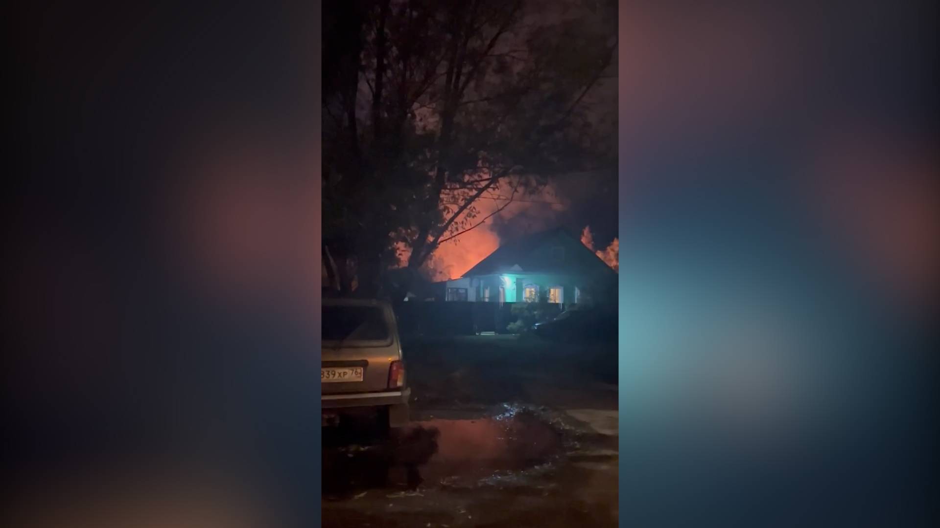 (Рыбинск-40) ПОЖАР В ЗАБРОШЕННОМ ЗДАНИИ