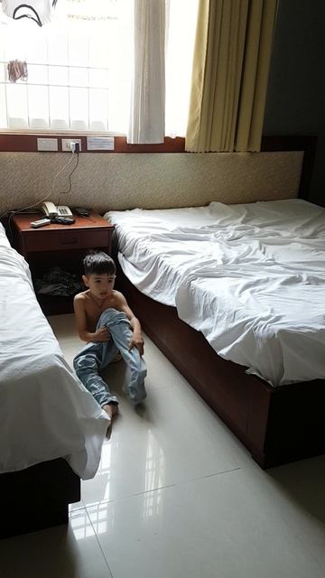 Перепутал штаны