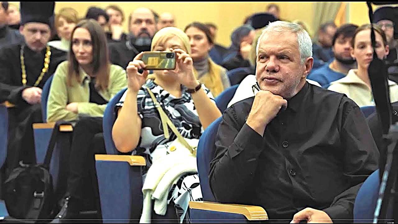 профессор Осипов: нарушение канонов в действиях Константинополя по признанию новых Церквей