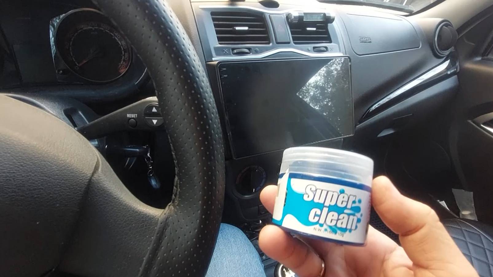 Лада Гранта Кросс Гель лизун для очистки салона