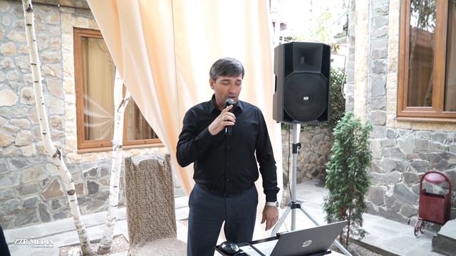 Гр Девран (на свадьбе)