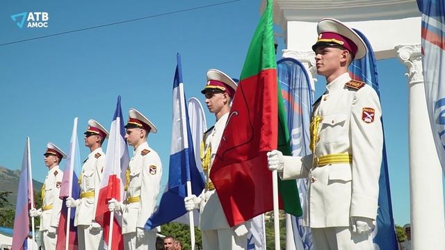 День Государственного герба и Государственного флага Республики Крым в Алуште