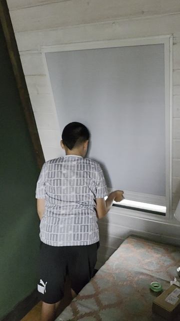 Комбо изделие "Красотка" на мансардное окно кабинета!