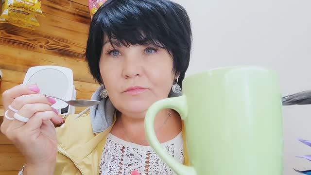 На работе/есть новости, и хорошие, и не очень 😪 всё обошлось 🙏