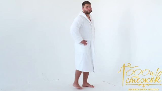 Мужской махровый халат с капюшоном (Белый) - 1000 и 1 стежок