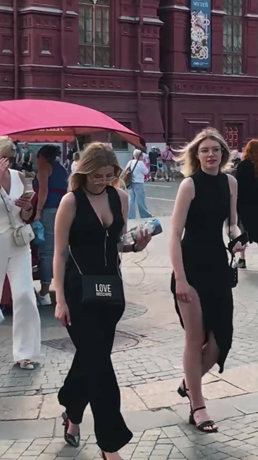 Девушки на улицах Москвы, 2025