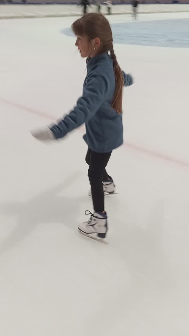 Полфонарика на ход назад