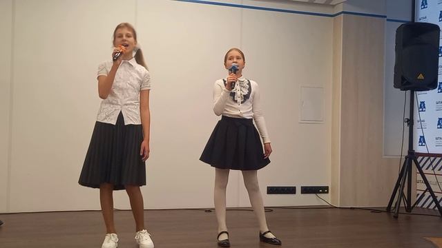 День освобождения Смоленщины. Песня всех времен "Катюша". Пою с Элей. Штаб Общественной поддержки.