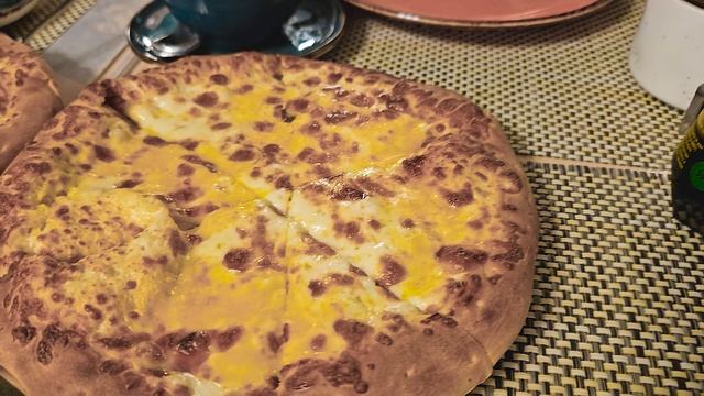 Анапа Сицилия. Пиццерия кафе Сицилия. Пицца сырная. Детские среды в пиццерии Сицилия. Сезон 2025 г.