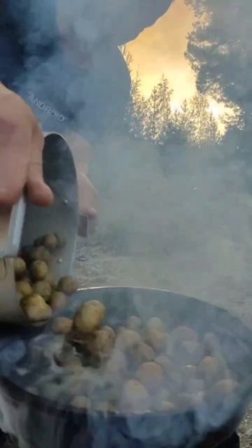 Готовим бэби картоху с домашними колбасками!!!