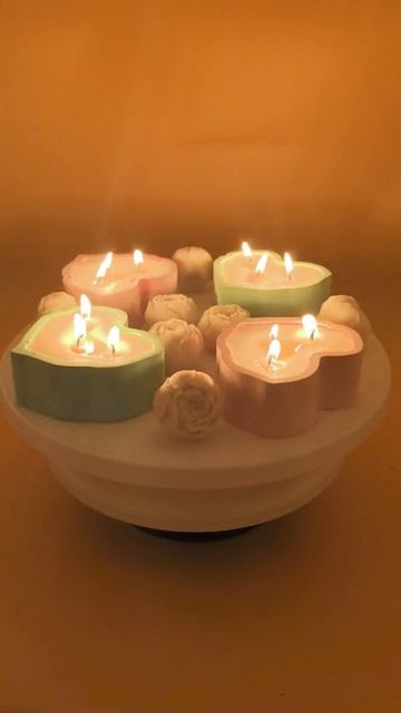 Свечи ручной работы. Цветные сердечки.