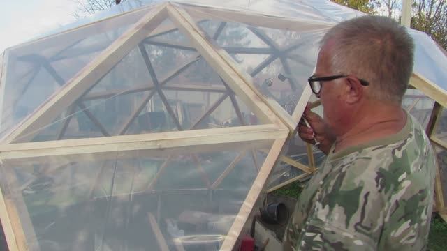 Теплица геокупол своими руками.