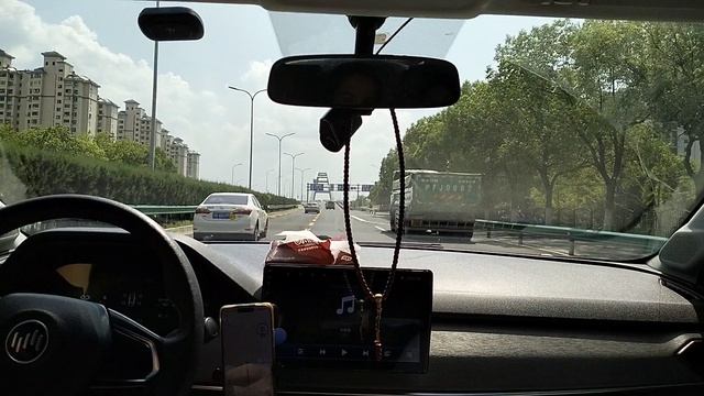 Едем по Шанхаю из аэропорта