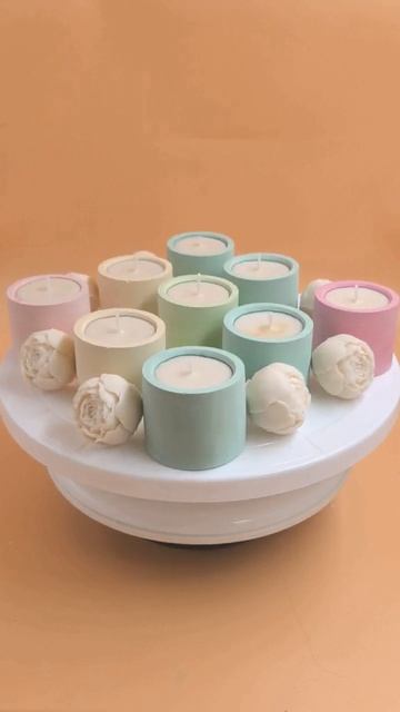 Свечи ручной работы. Цветные стаканчики.