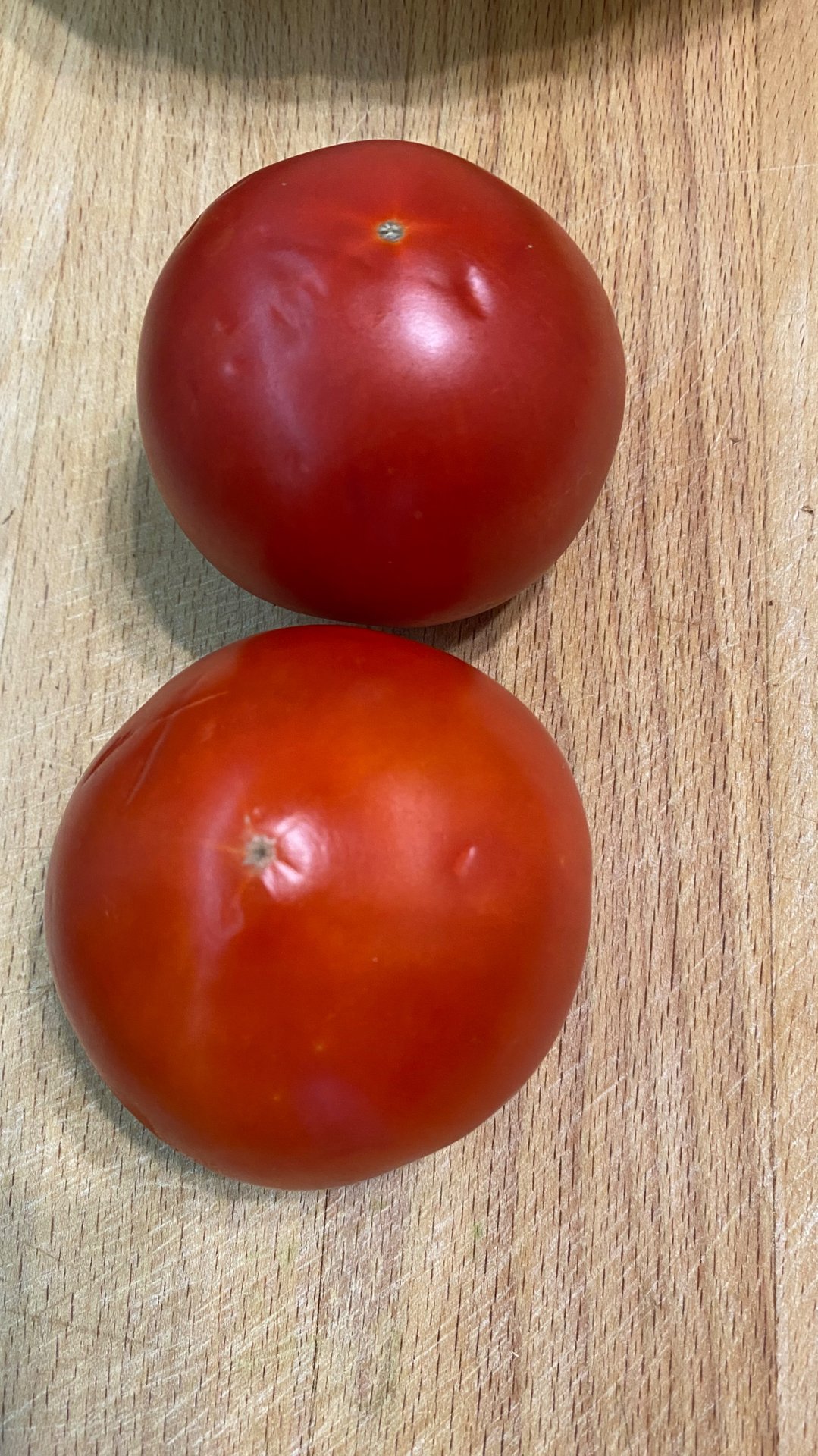 Очень вкусный салат из помидоров и фасоли