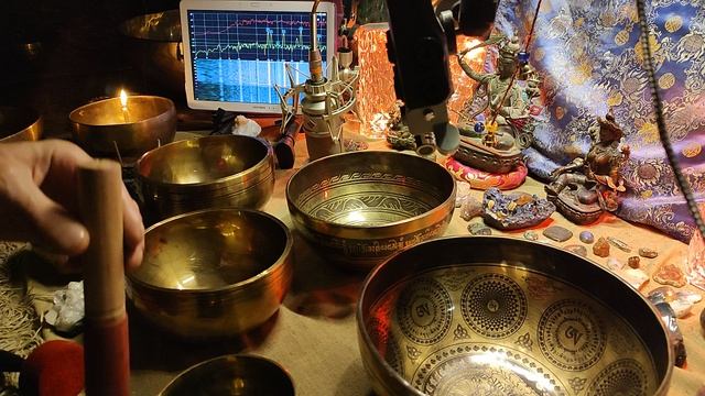 Набор Випассана.    7 чаш 101-647 гц.   27-11см.  65.5 к