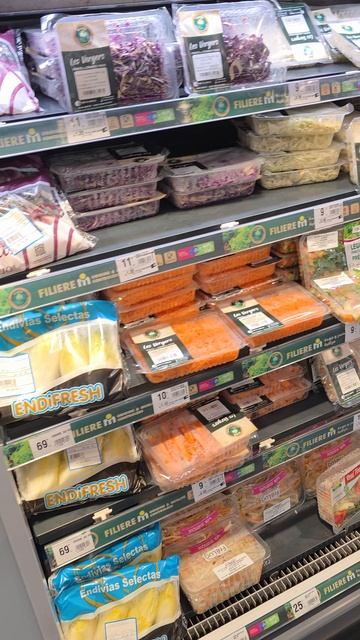 Изучаем цены на овощи и фрукты в марокканском супермаркете, Касабланка