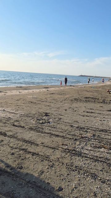 Пляж на курорте Аваза, Каспий Туркменистана