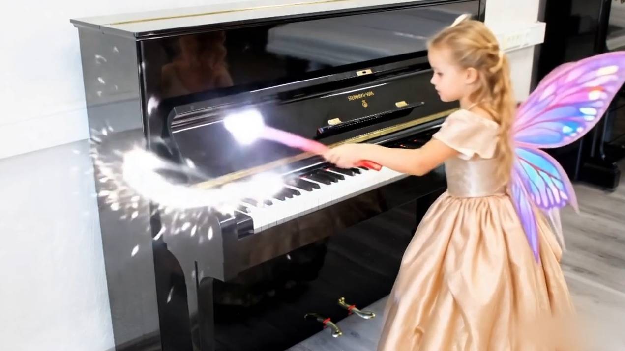 Пианино Steinway & Sons черное классическое акустическое