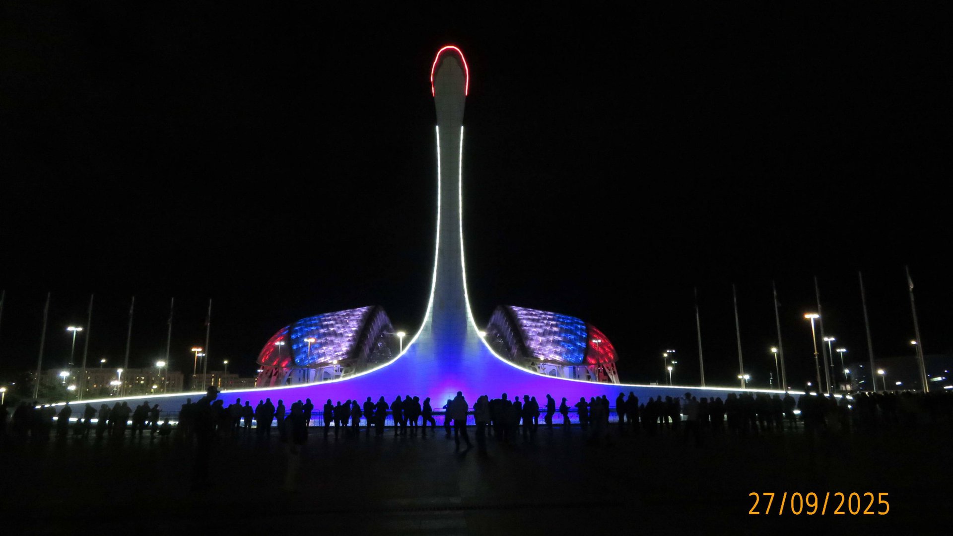 27.09.2025 Прогулка по Олимпийскому Парку до хоккея и после