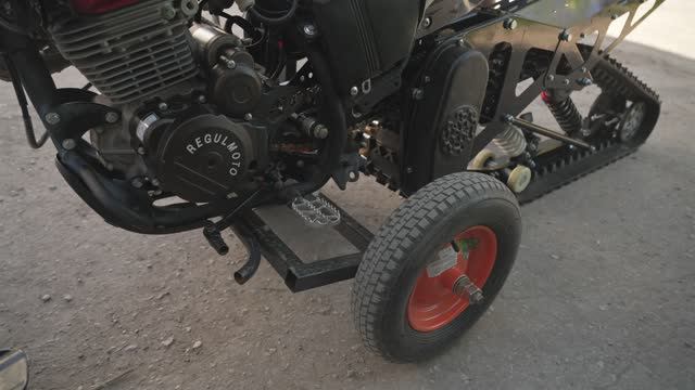 Подкат для сноубайка