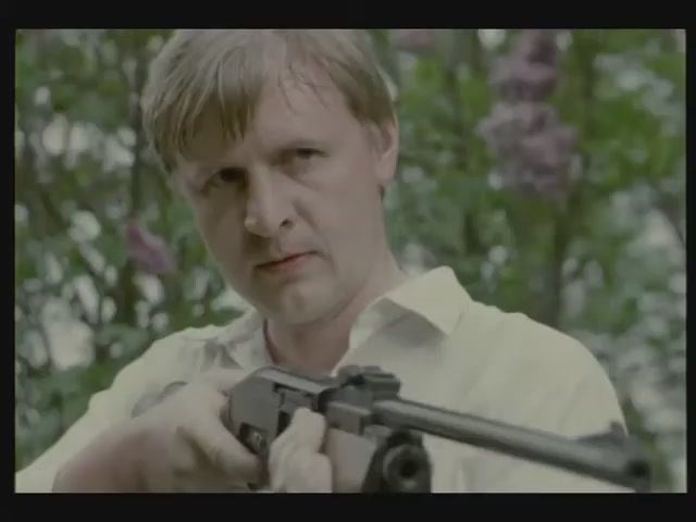 Под одной крышей (2006 г., ВГИК) (В ролях: Максим Илюхин)