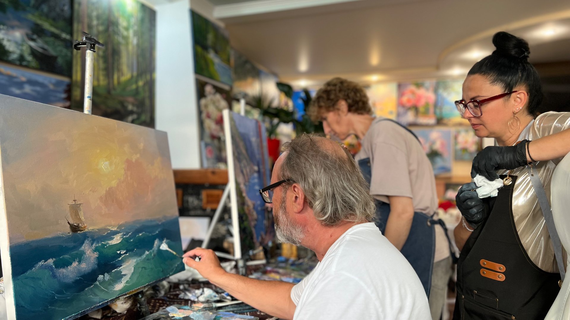 Мотивы Айвазовского Мастер-классы Игоря Сахарова запись ведет +7 (961) 159-56-85 Юлия (жена)