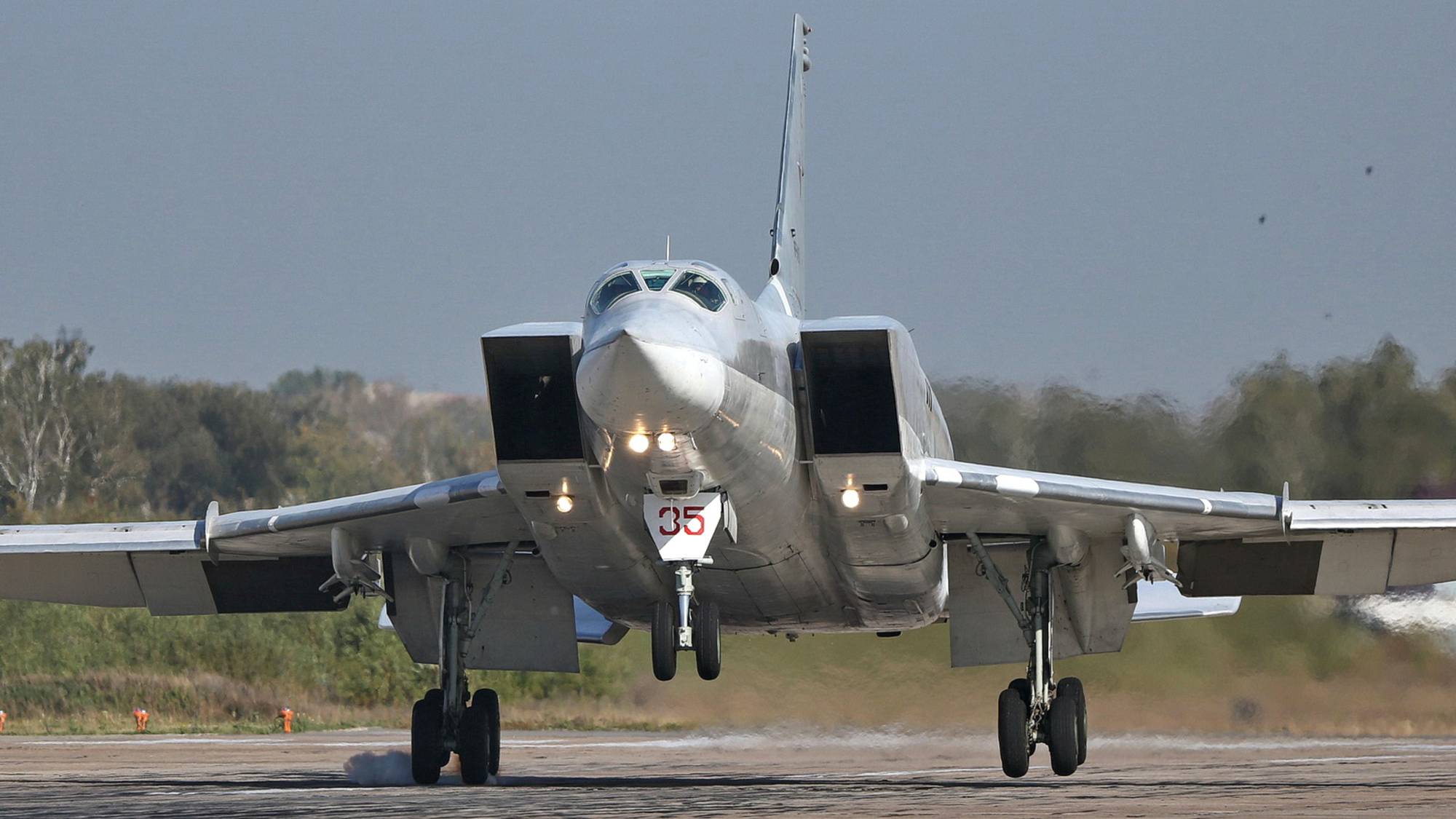 TU-22M3 BACKFIRE ТRUMPETTER 1-72, part 4