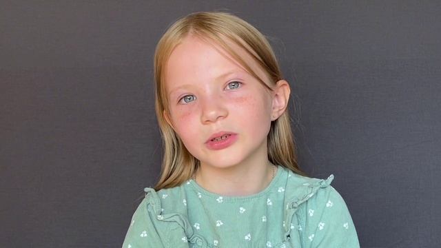 Полина Кузьмина визитка актерская