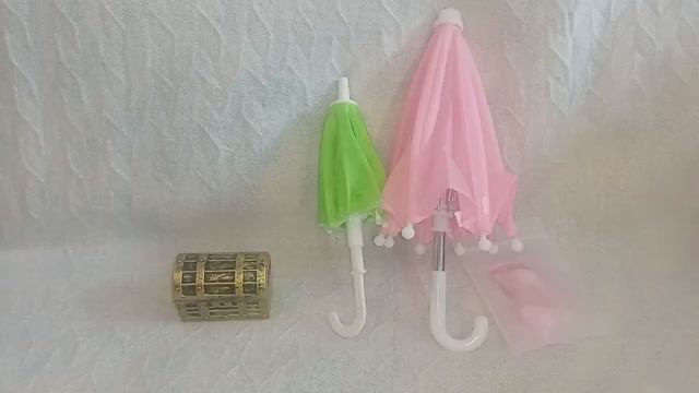 Обзор на разное для кукол-Зонтики и сундук с сокровищем