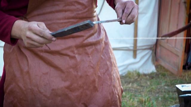 Ковка гвоздя