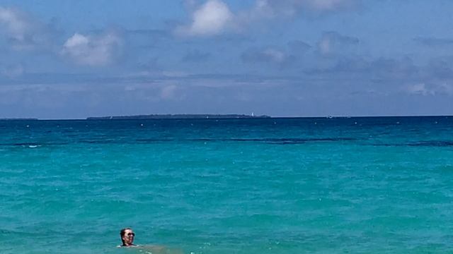 Кендва,пляж,купаюсь!