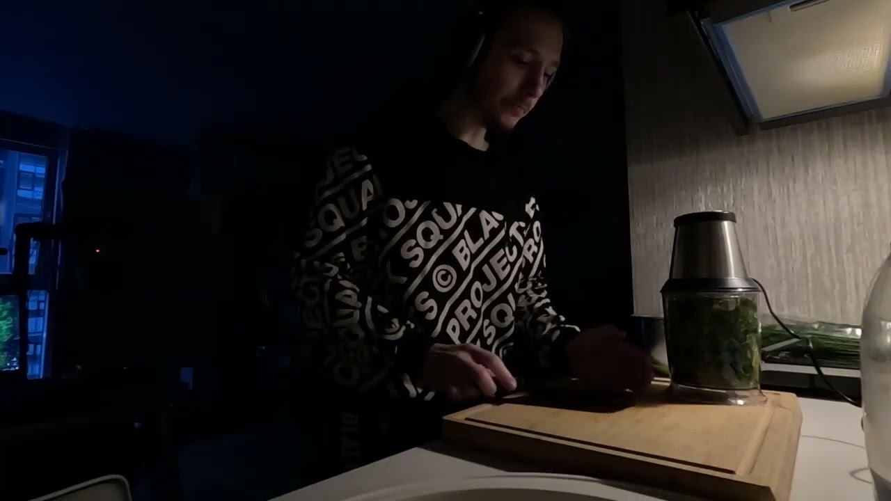 Зелень, мягкий сыр, авокадо, кефир - #10