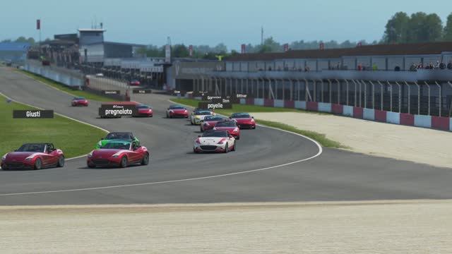 Assetto Corsa EVO. Он-лайн гонки на MX5.