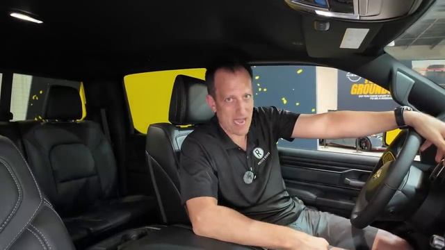 Ram 1500 Rebel HEMI V8 2026 года - лучший новый грузовик, и он будет стоить вам денег!