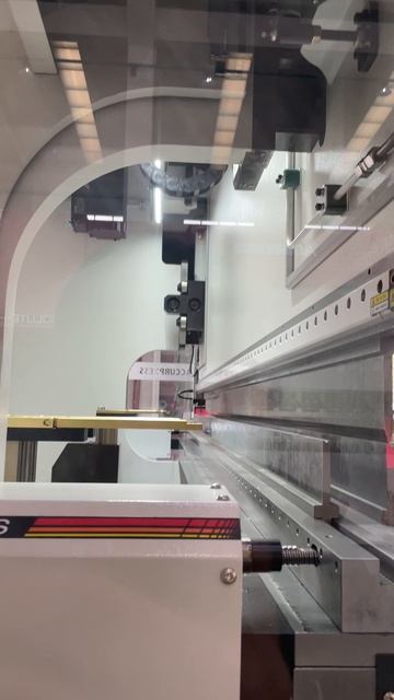 Электромеханический пресс Elite 10032 с функцией смены матриц F1-F2