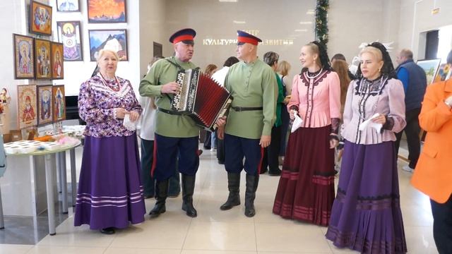 ＂Бежит речка по песку＂ Народный коллектив ансамбль казачьей песни ＂Донцы＂