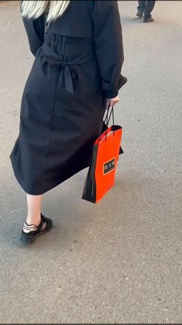 Пакет из ЦУМа.