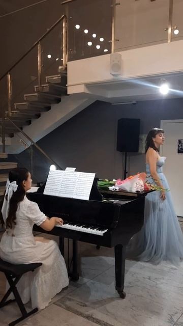 Чардаш Розалинды из оперетты И.Штраус "Летучая мышь".