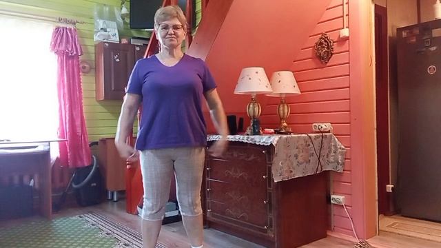 Снова пробежка,а еще микс зумбы и дыхательных движений.Ну ,конечно и разговор.