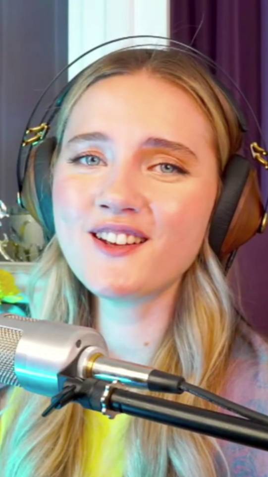 Юлия Щербакова "Ах, если бы сбылась моя мечта" из м/ф «Летучий корабль»