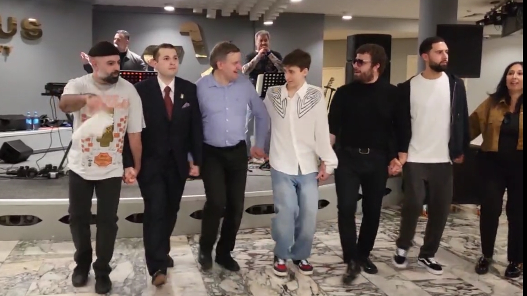 Ассирийцы🔵⚪🔴 Духрана д Мар Шаллита в Москве 🎊🙌🙏❤  01.10.2025