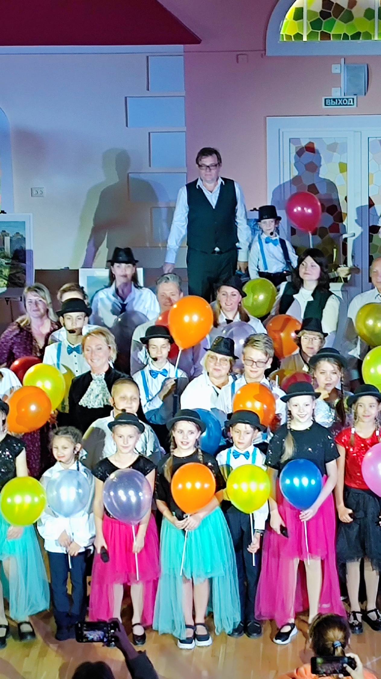 Для этого нужен талант! Что бы быть педагогом Центр творчества и образования Фрунзенского района!