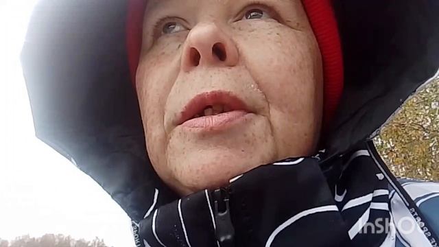 побежала по делам