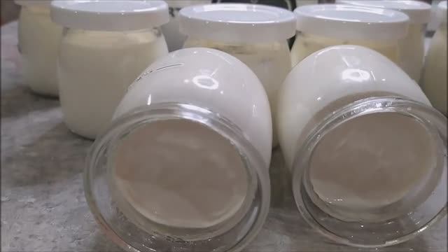 ЙОГУРТ домашний! Густой,вкусный,полезный! Готовим в йогуртнице!.mp4